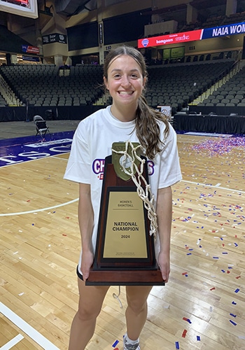 Beckman finishes college basketball career at Dordt with NAIA ...